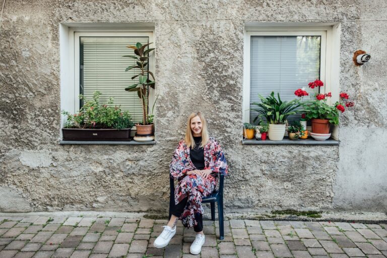 In conversation with illustrators Carina Lindmeier & Danii Pollehn ...